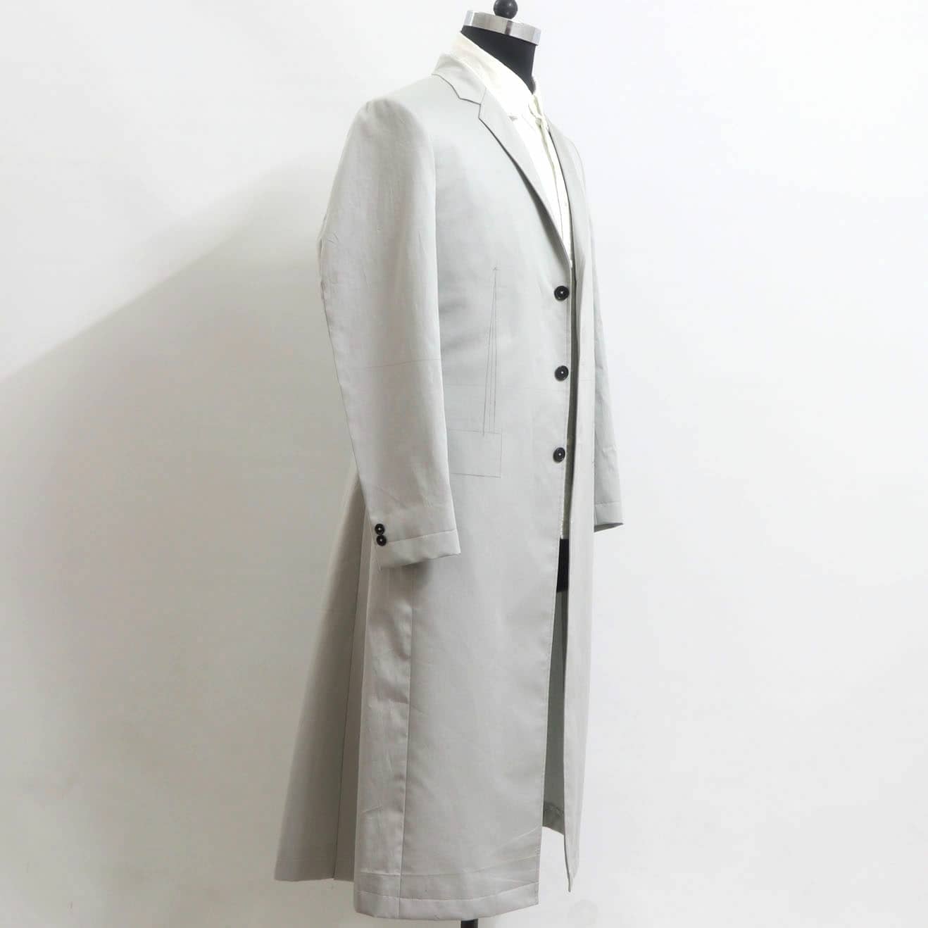 The matrix 4 resurrections Keanu Reeves neo coat - free Matrix 4 test coat